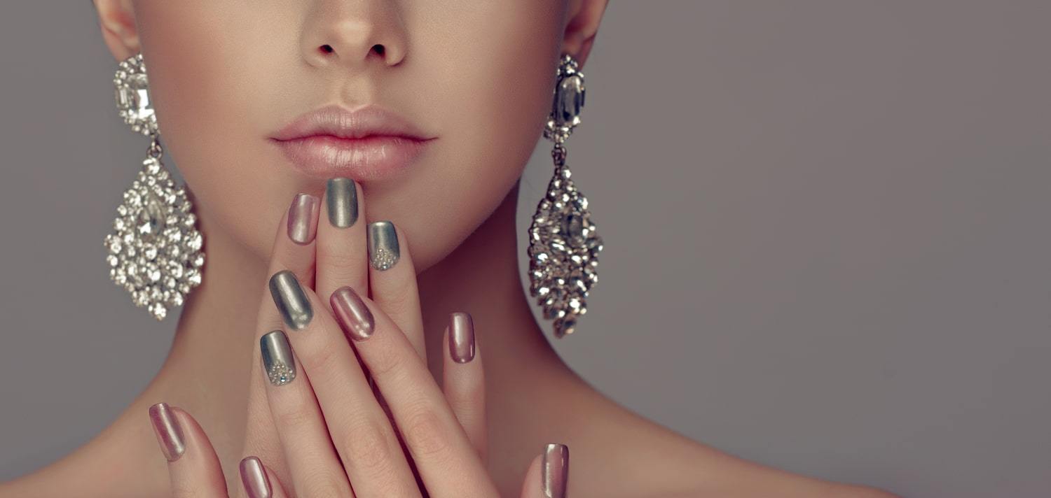 Types of Earrings and Fastenings: How to Tell Them Apart – divain®