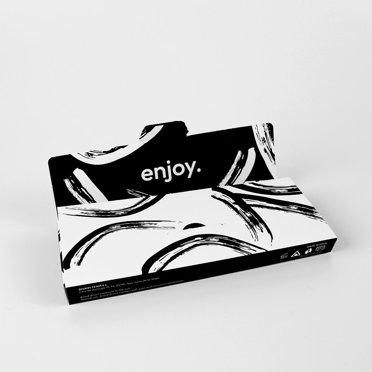 Sample packs for men | Explore, try, and choose your scent – divain®